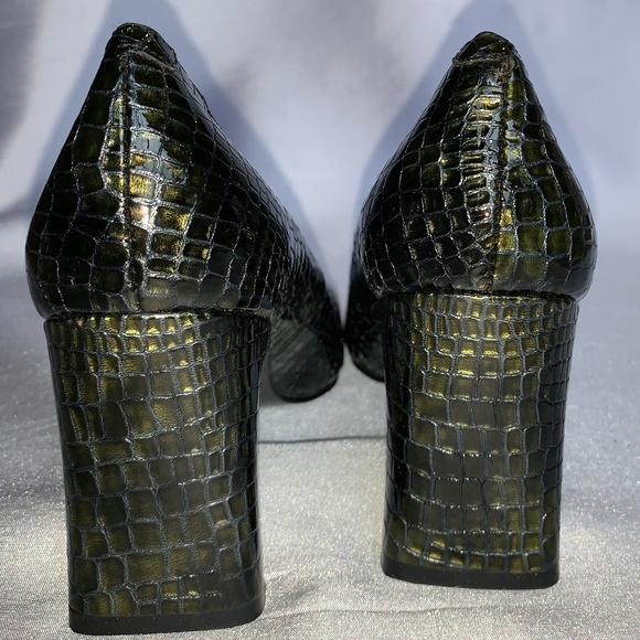 Bellini | Shoes | Bellini Leather Faux Snake Skin Chunky Heeled Pump ...